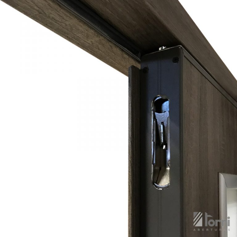 Residencial Oblak Linea Eterna Modelo 1183 Color Nogal – Aberturas Torri